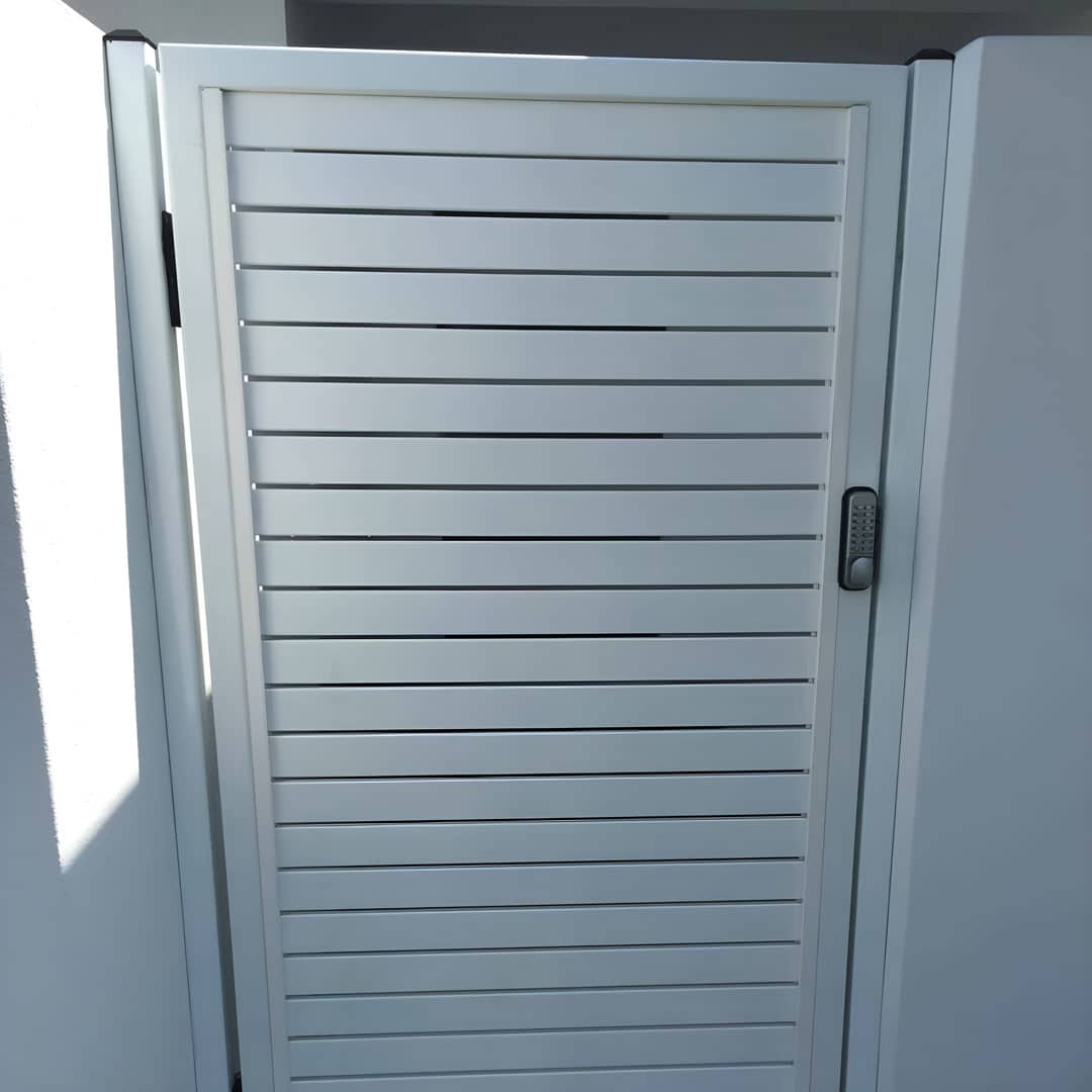 Slat Screening and Fencing | Arnel Fencing Warehouse