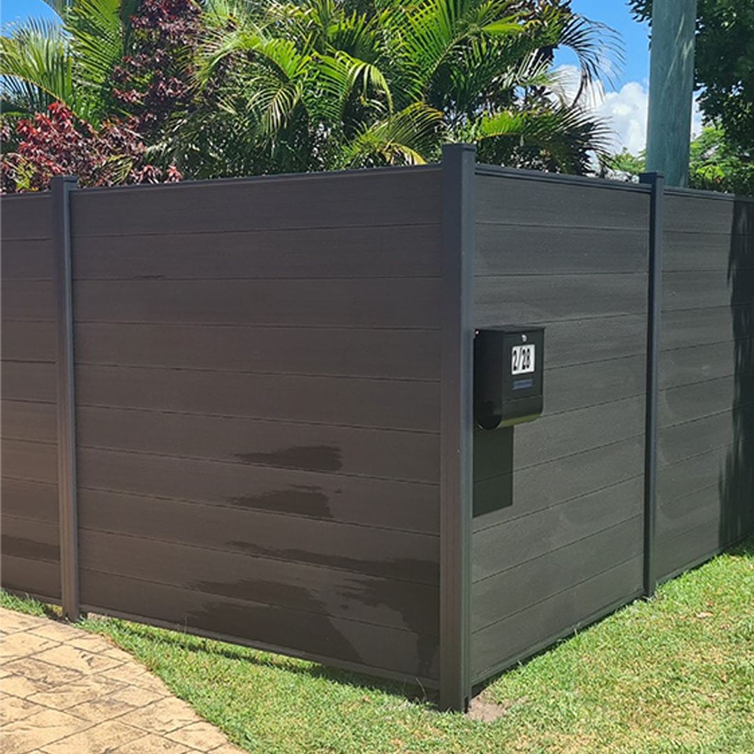 Slat Screening and Fencing | Arnel Fencing Warehouse